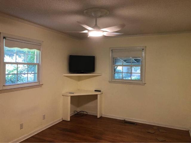Room for rent in NW Greensboro