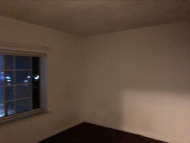 Room for rent in Northridge