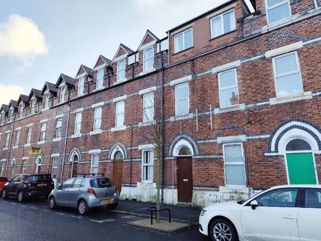 room for rent in One Double Bedroom Available, 5 Magdala Street, Belfast, BT7 1PU