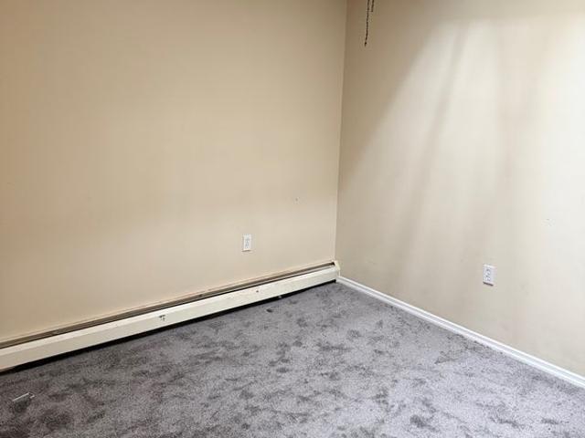 Room for rent in a 3bed 2bath 2 family house hold