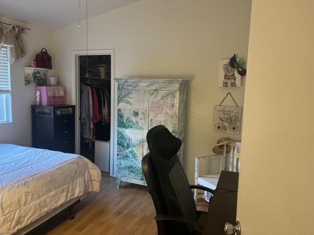 Room for rent in a nice neighborhood