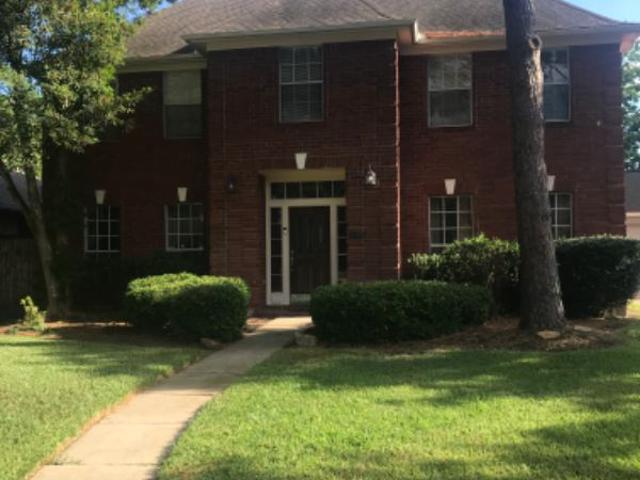 Room For Rent in a Single Family Home