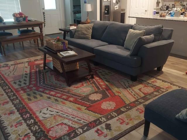 Room for rent in a quiet, clean home