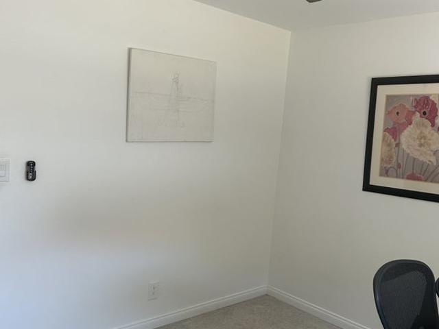Room for rent in a quiet neighborhood