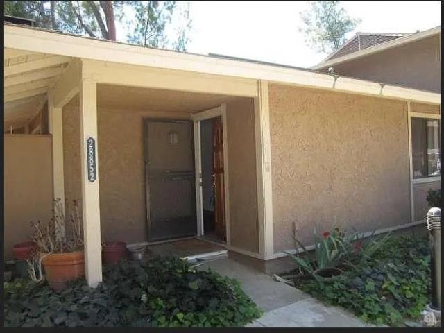 Room for Rent in Agoura Hills