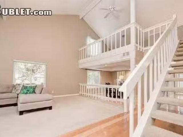 Room for rent in Alief