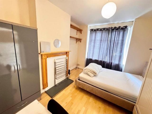 room for rent in Buller Road, Room 1, Brighton