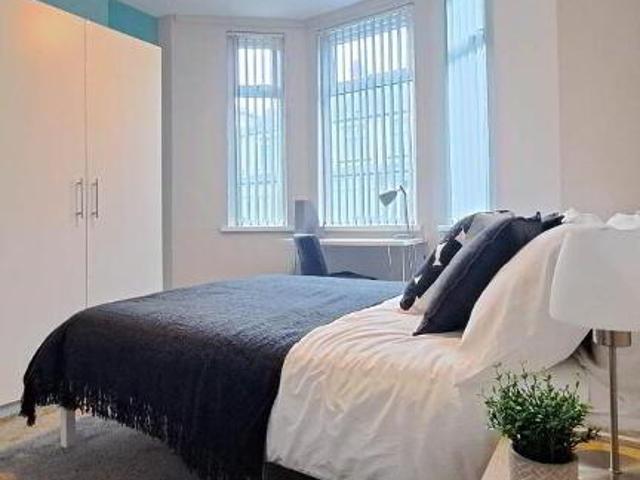 room for rent in Bedroom 1, 156 Thomas Street, Portadown, Craigavon, BT62 3BD