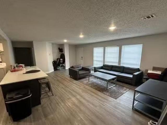 Room for rent in Boone Columbia