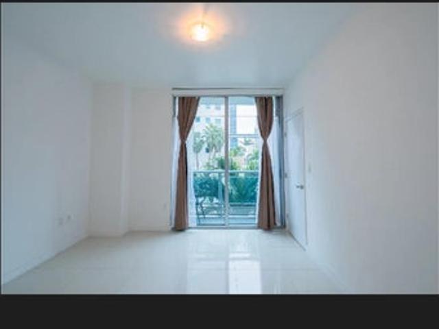 Room for rent in Brickell