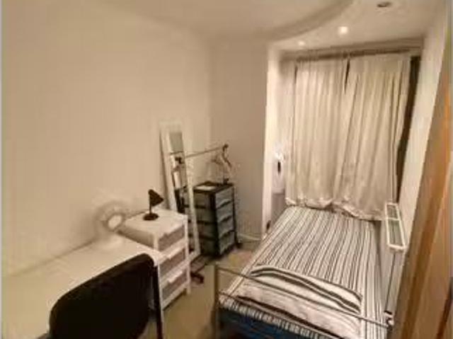 Room for rent in Canning Town South, London