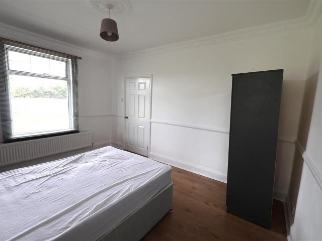room for rent in Carsons Road, Mangotsfield, Bristol