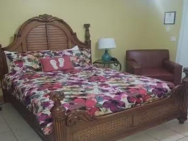 Room for rent in Chatham Savannah
