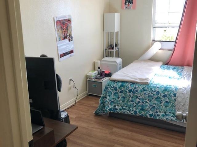 Room for rent in Clairemont