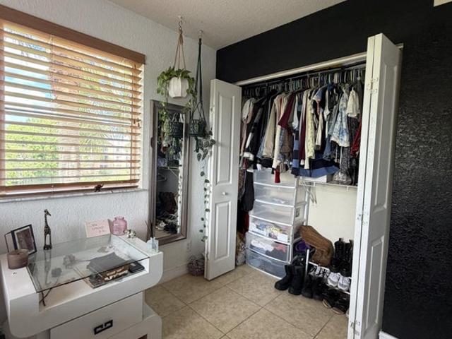 Room for rent in coral springs