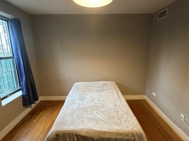 Room for rent in Crown Heights, Brooklyn!