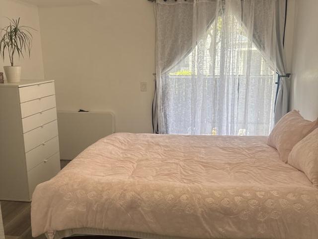 Room for rent in Downey