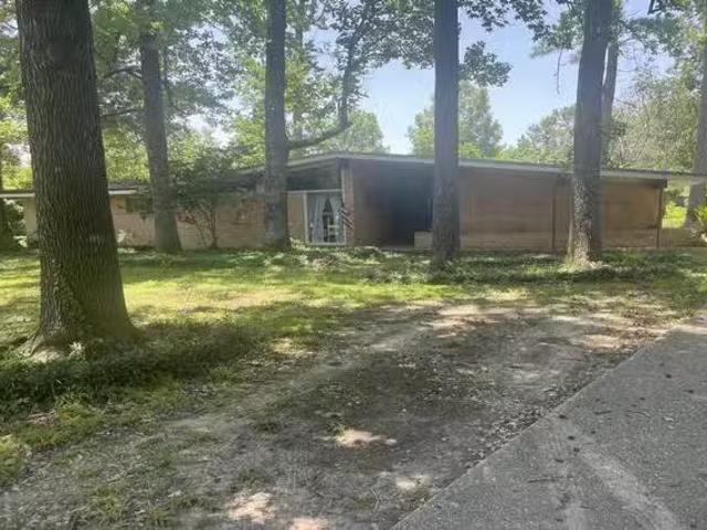 Room for rent in East Baton Rouge