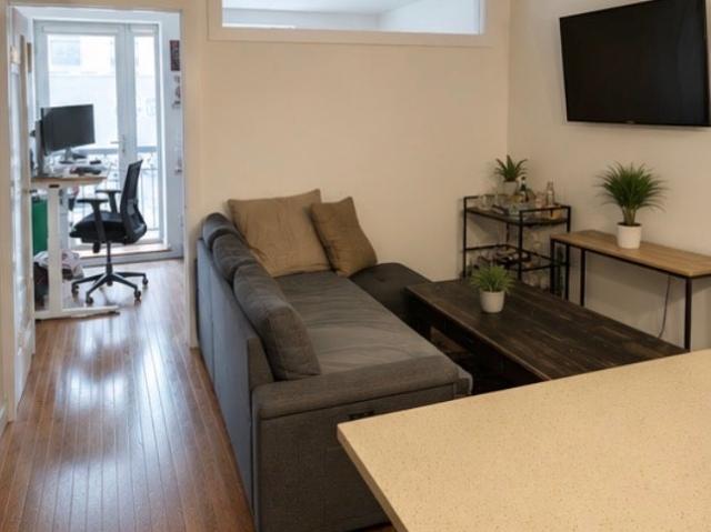Room for rent in East Williamsburg