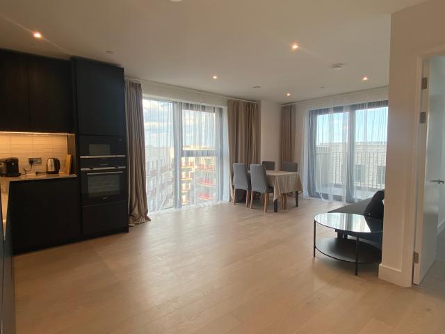 room for rent in Elephant Park 18, Hawksbury Heights, 11 Hewson Way, London
