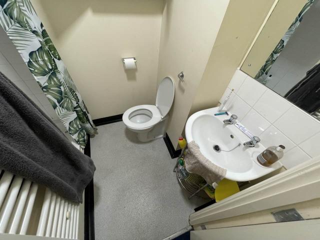 room for rent in Gwennyth House, Flat, Room Gwennyth Street Cathays CF24 4PH