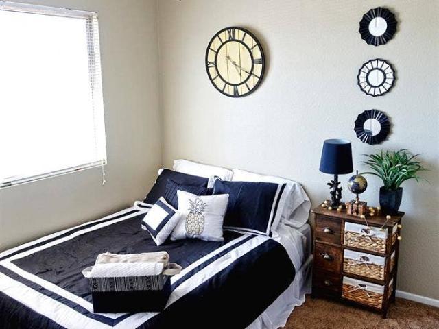 Room for rent in great location!