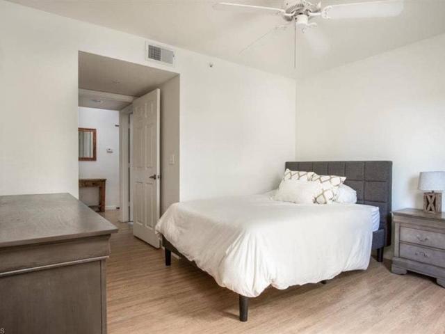 Room for rent in great location!