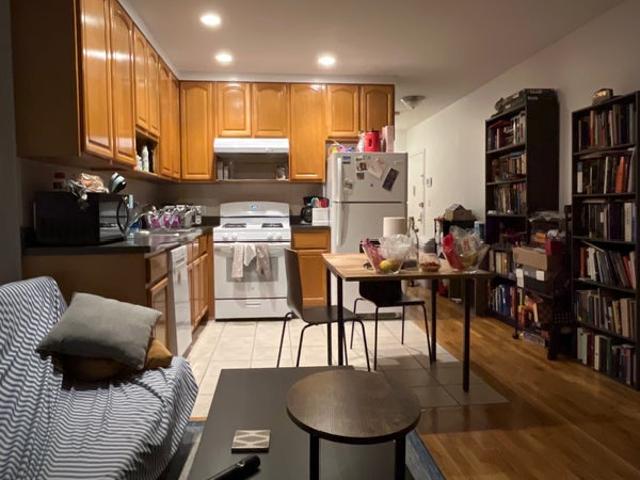 Room for Rent in Greenpoint