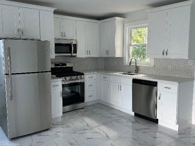 Room for rent in Hamden