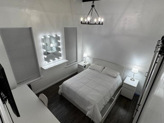 Room For Rent in Hamilton Heights