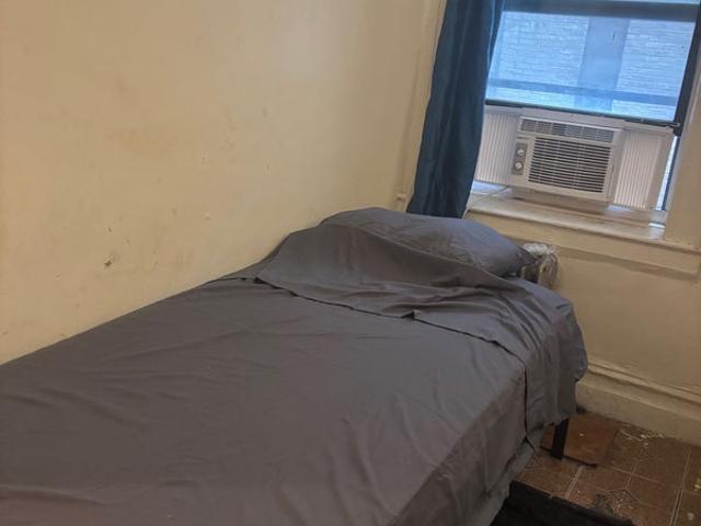 Room for rent in Harlem NY