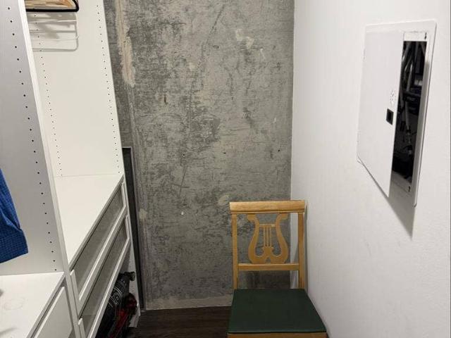 Room for rent in Hollywood