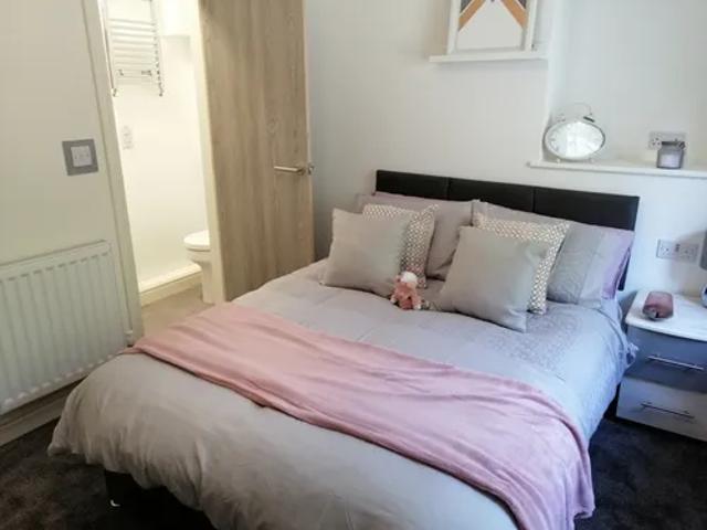 room for rent in Holyhead Road, Bangor, Gwynedd, LL57