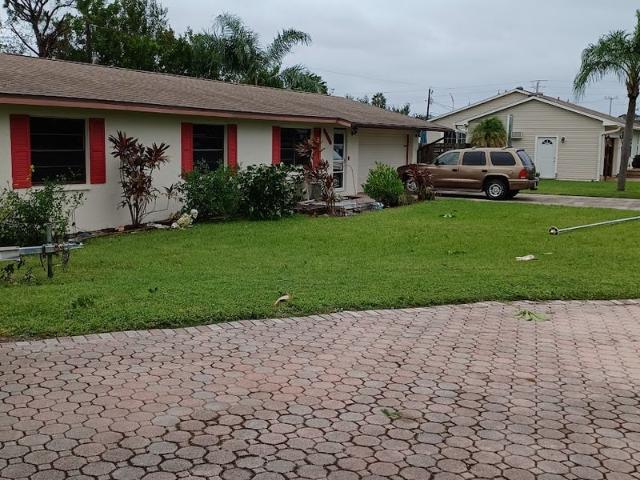 Room for rent in home