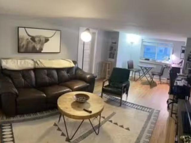 Room for rent in Lakeview