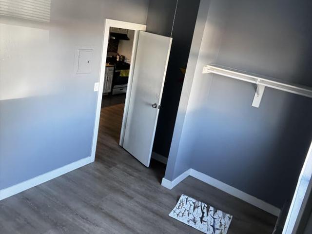 Room for rent in LBC: College Students