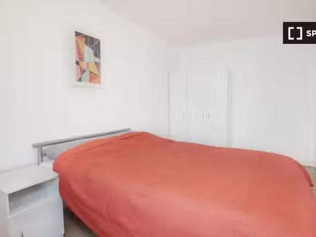 Room for rent in Limehouse, London