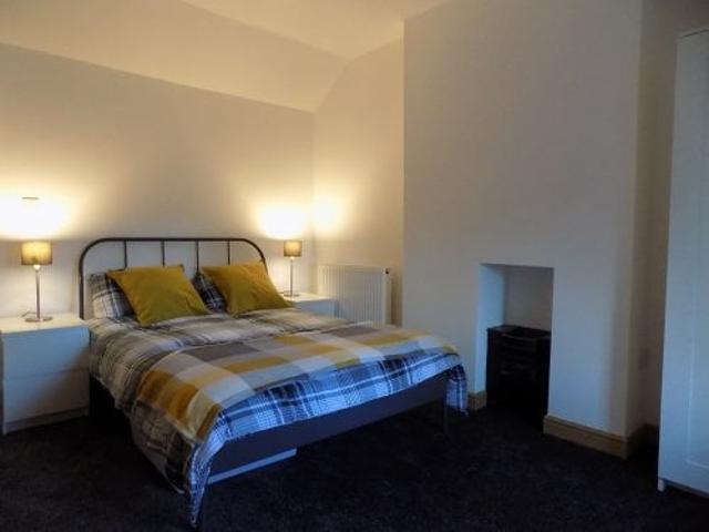 room for rent in Lon Pobty, Bangor, LL57