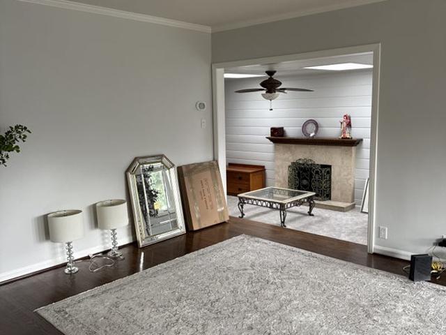 Room for rent in lovely Torrance home