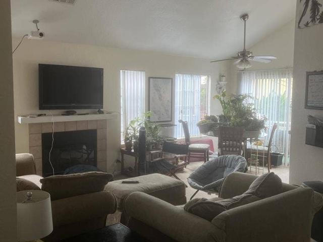 Room for rent in Pacific Beach