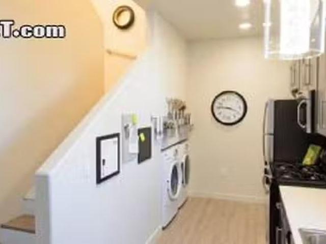 Room for rent in Pico Union