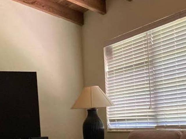 Room for rent in Pinecrest