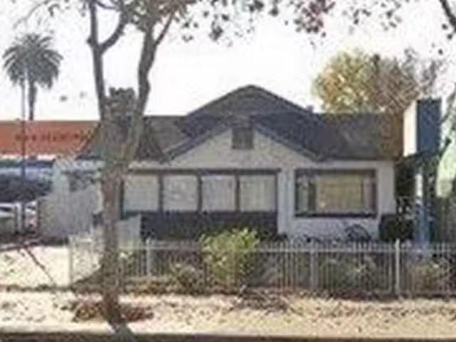 Room for rent in Pomona