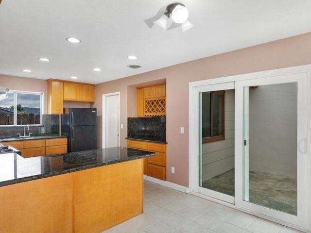 Room for rent in Poway. Utilities included