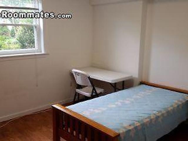 room for rent in Potomac DC Metro for sale in Rockville, Maryland
