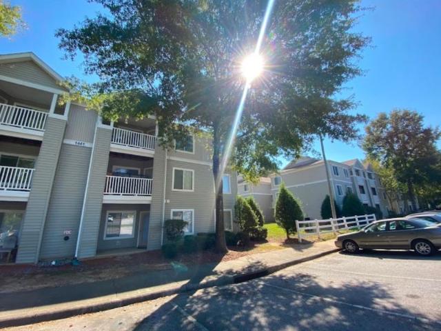 Room for rent in Raleigh Apt | Available 0026 | $