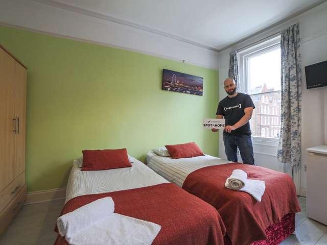 Room for rent in Residence in Earl's Court, London