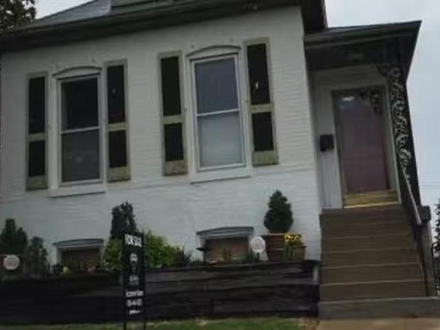 Room for rent in St Louis