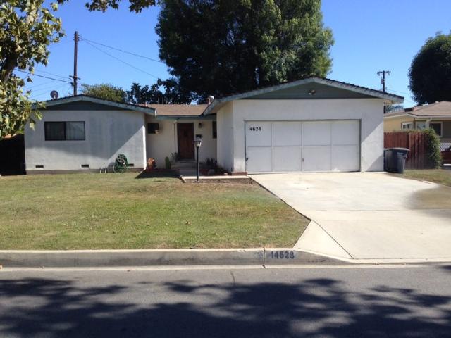 Room for rent in safe and beautiful La Mirada