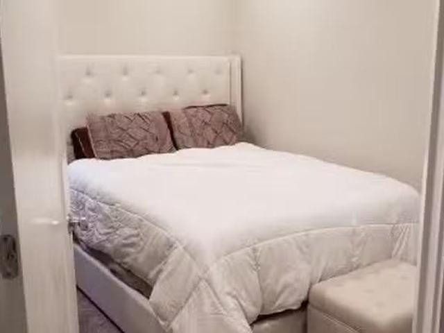 Room for rent in Shepard Park